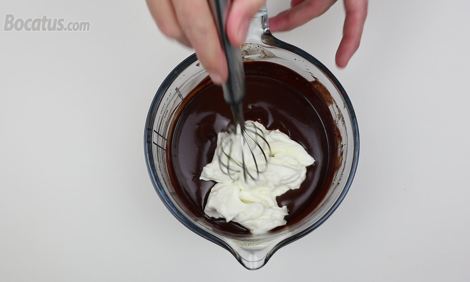 Vasitos de Chocolate y Nata – Bocatus