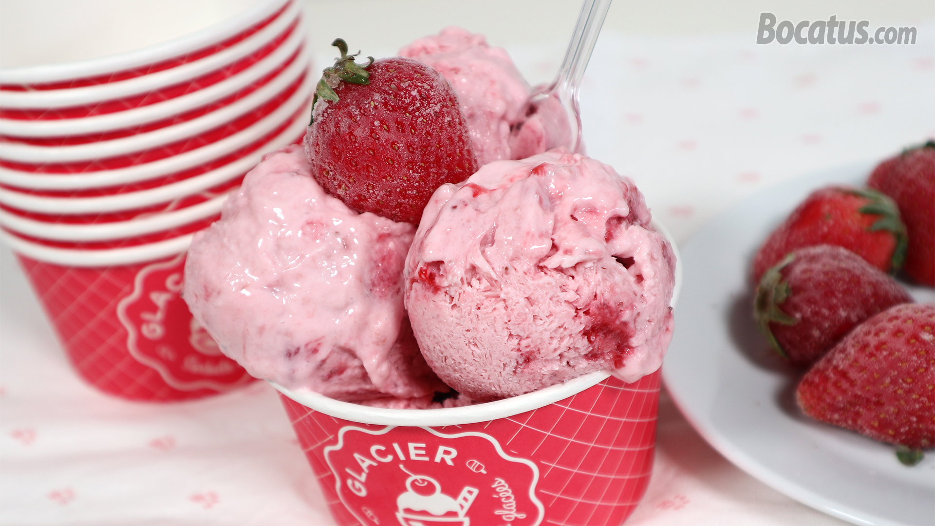 Helado de Fresa y Yogur griego ¡fácil y delicioso! – Bocatus